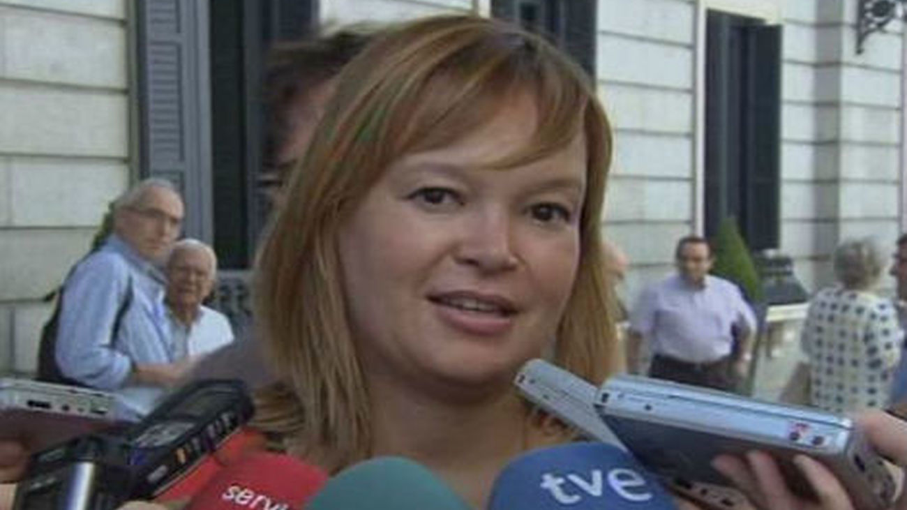 Leire Pajín deja temporalmente la política activa para volver a la ...