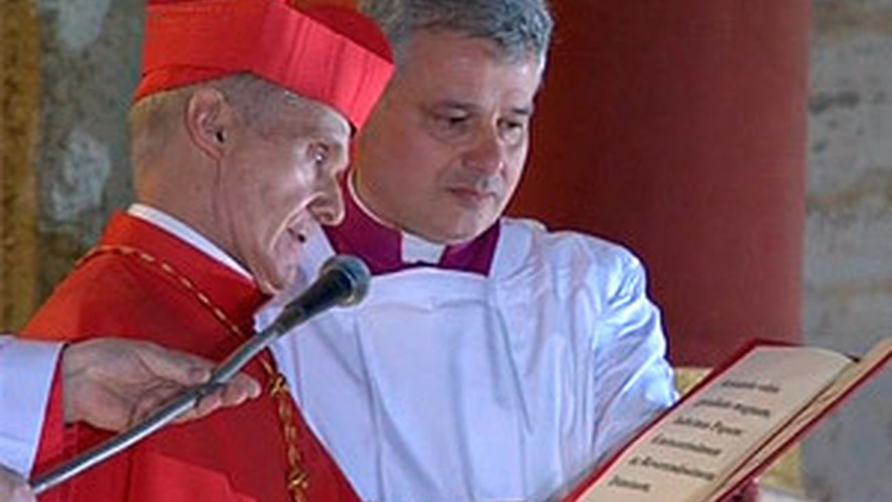 El cardenal francés Jean-Louis Tauran anuncia a Bergoglio como nuevo Papa