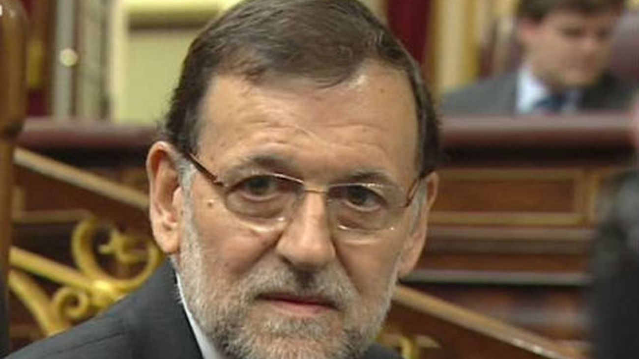 Rajoy ofrece pactar pensiones, medidas anticorrupción y la reforma de ...