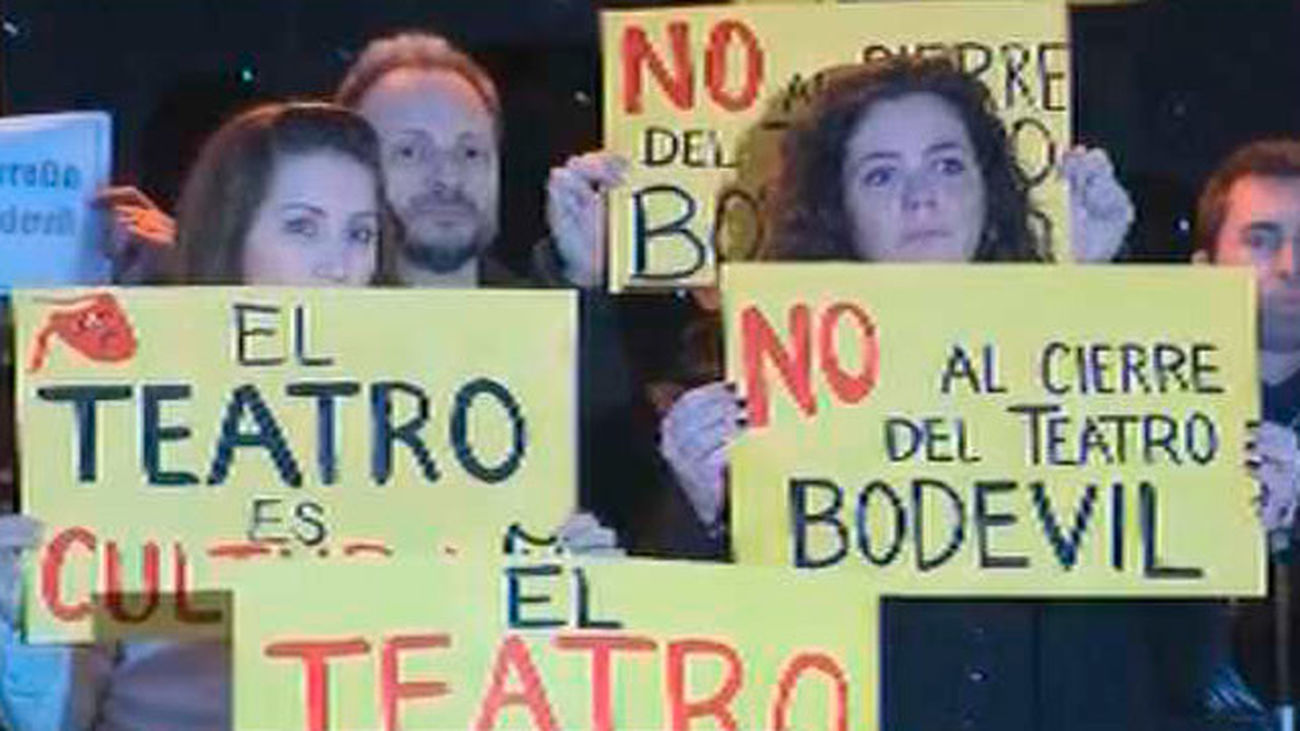 El Teatro Bodevil, clausurado por cuatro meses por exceso de aforo