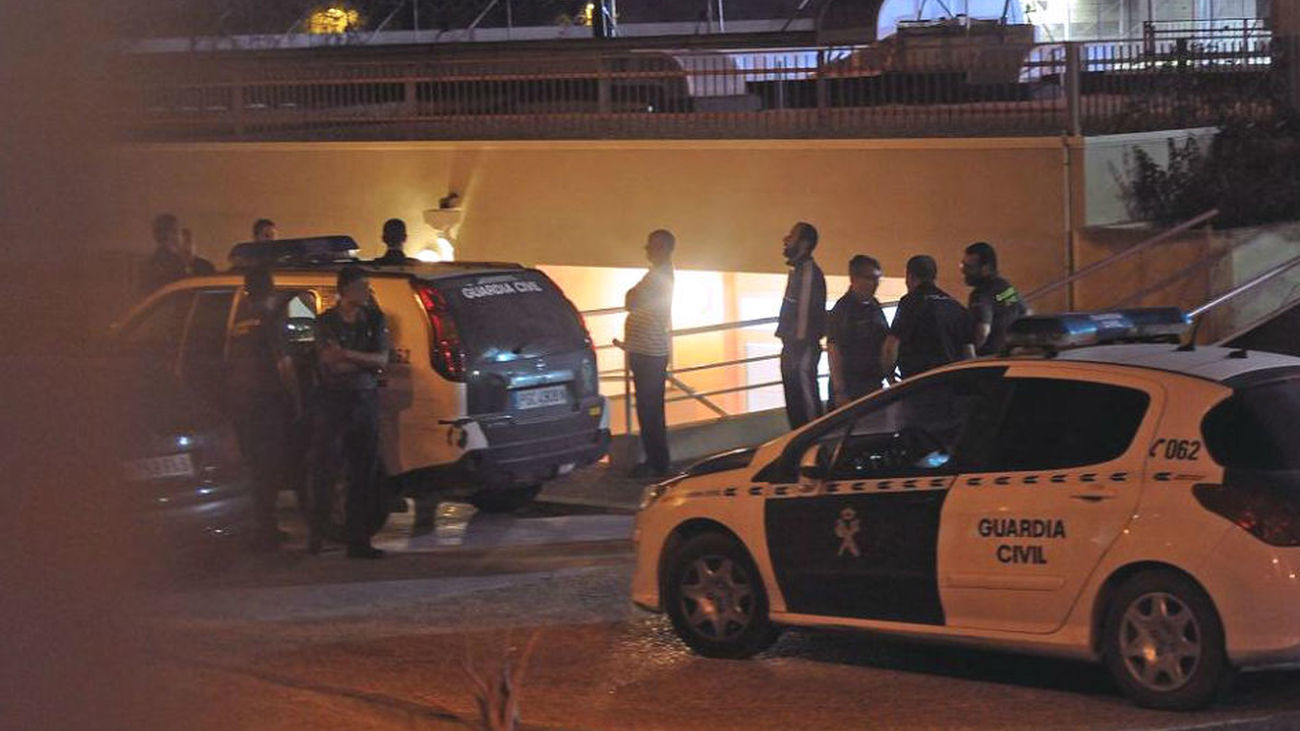 Fugados del CIE de Sangonera 67 inmigrantes, tras amotinarse y agredir ...
