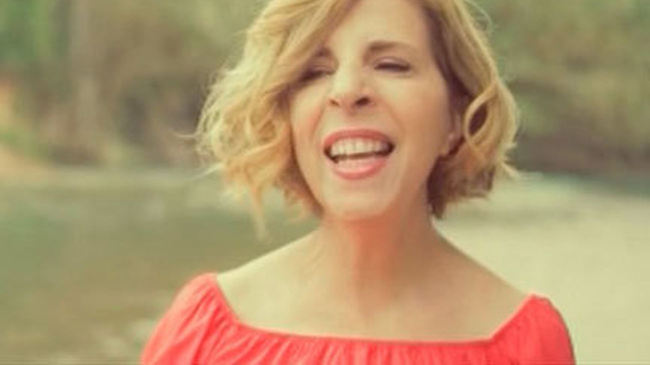 La cantante Sole Giménez regresa acompañada de 'Hombres sensibles'