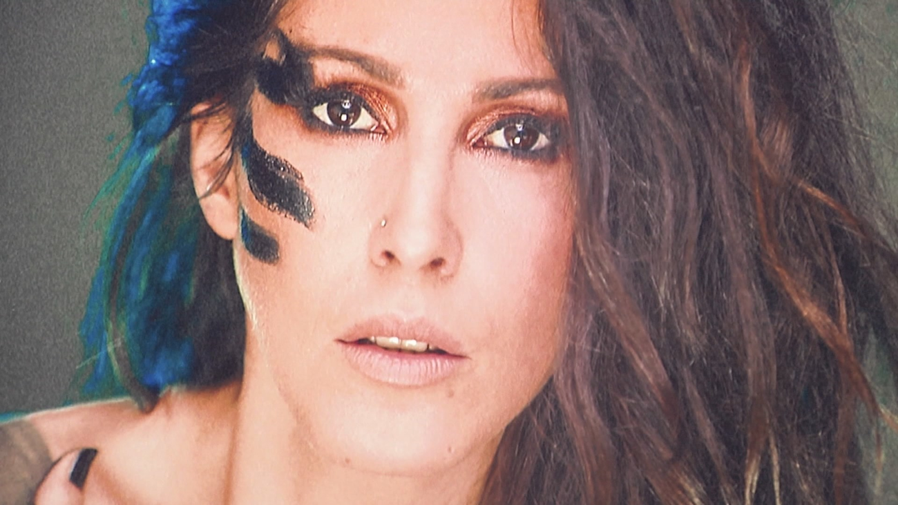 Malú nos presenta su decimotercer álbum 'Mil Batallas'
