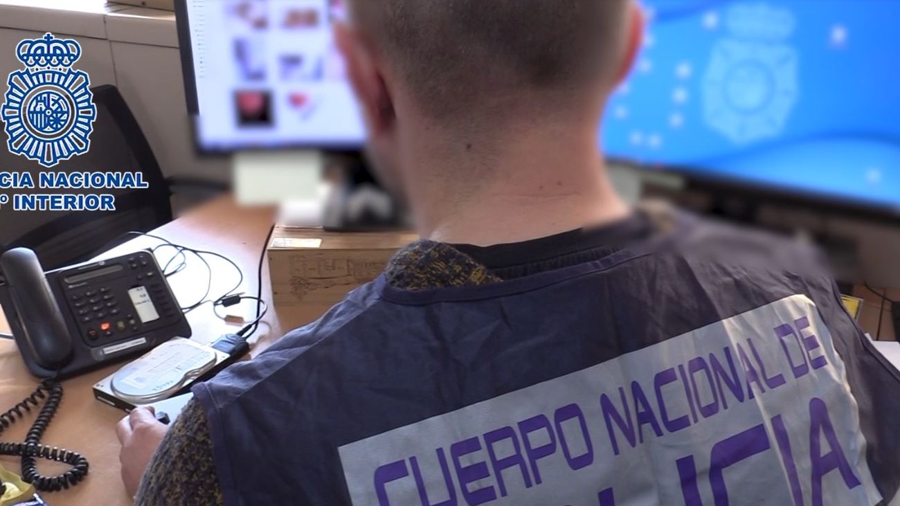 Detenido por acosar sexualmente a 25 jóvenes, 15 menores de edad, en redes