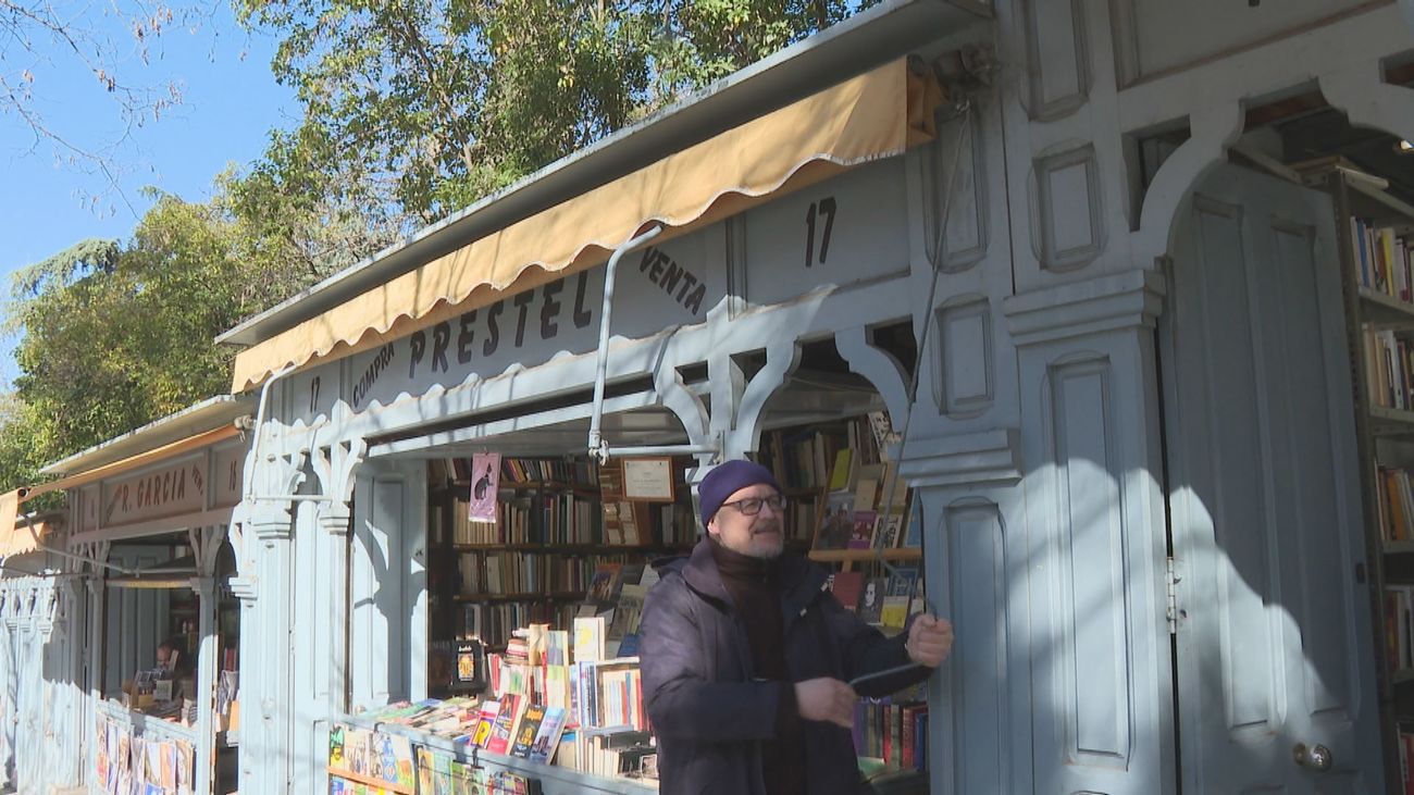Vandalizan otra vez las casetas de los libreros de Moyano que piden ayuda al ayuntamiento