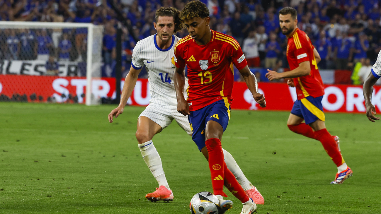 Lamine Yamal: Jaque mate, Rabiot