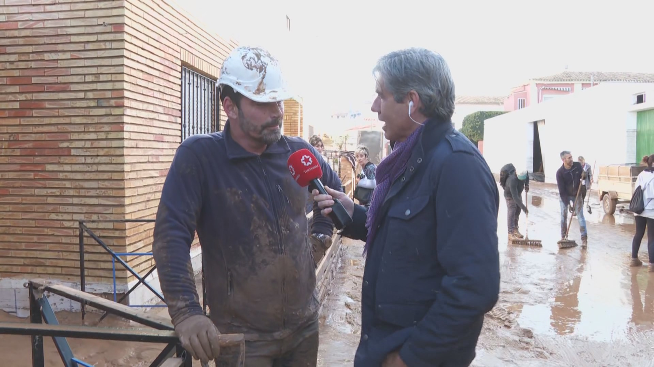 El papel de los voluntarios para ayudar en Valencia: "Hace falta mucha ...