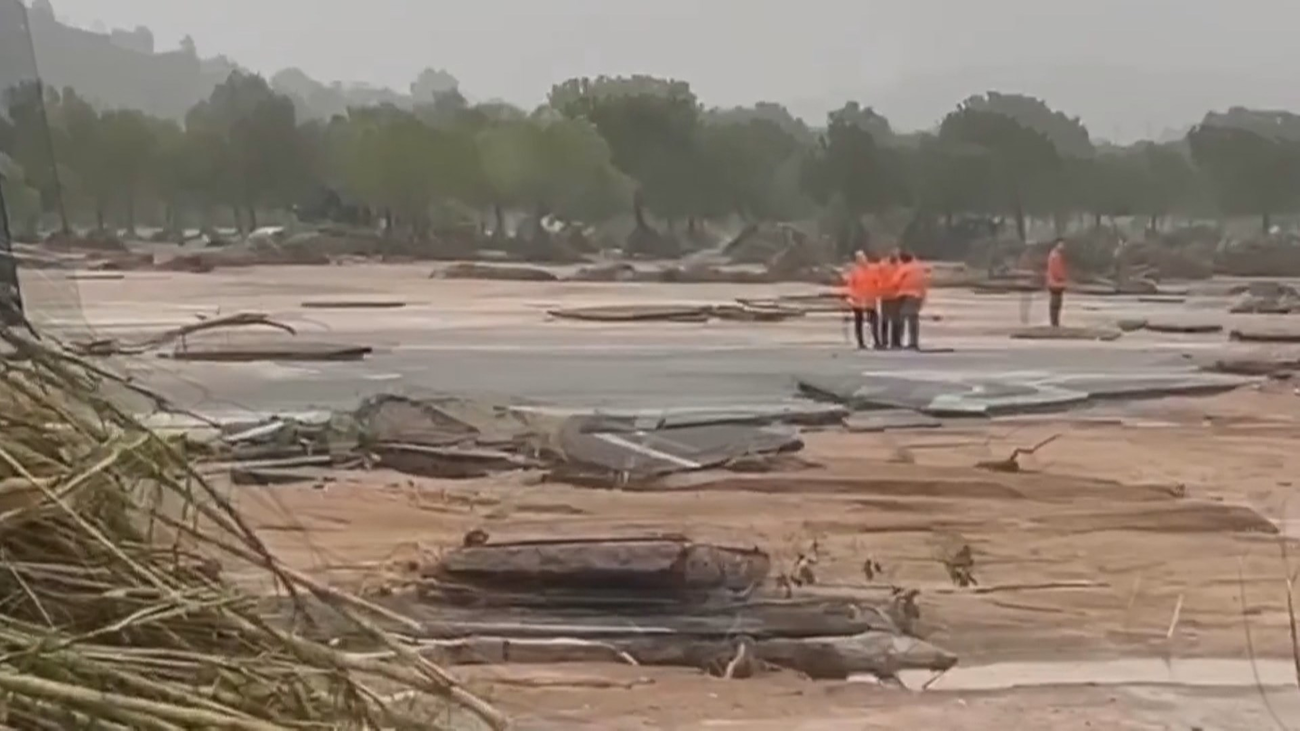 Así está el Circuito de Cheste, destrozado por la DANA