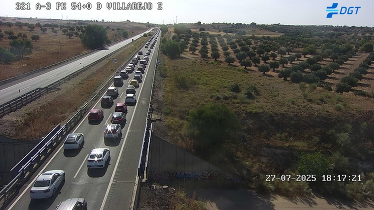 Varios accidentes de tráfico y complicaciones en las carreteras a la ...
